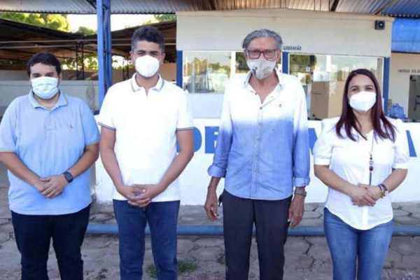Azambuja e dono das Drogarias Castro declaram apoio a reeleição de ...