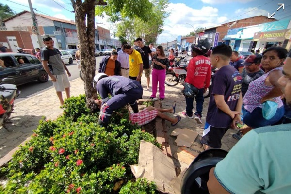 Morador de rua agredido a pauladas no centro de Timon morreu no ...